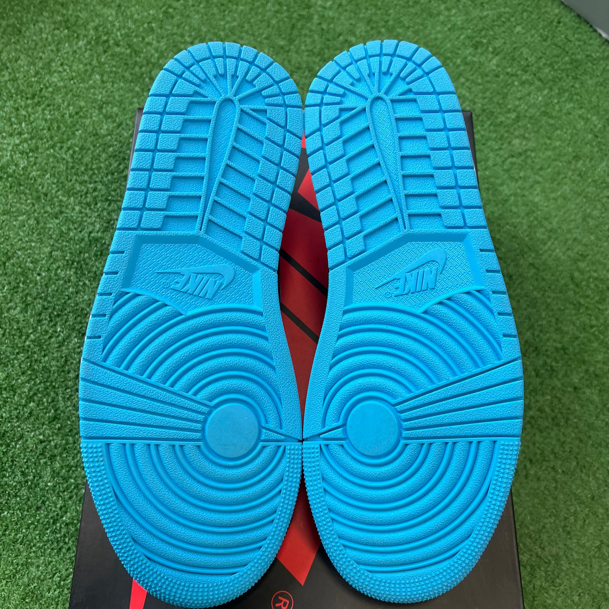 Jordan Powder Blue Low 1s Size 9.5 – My Cuzin Vintage