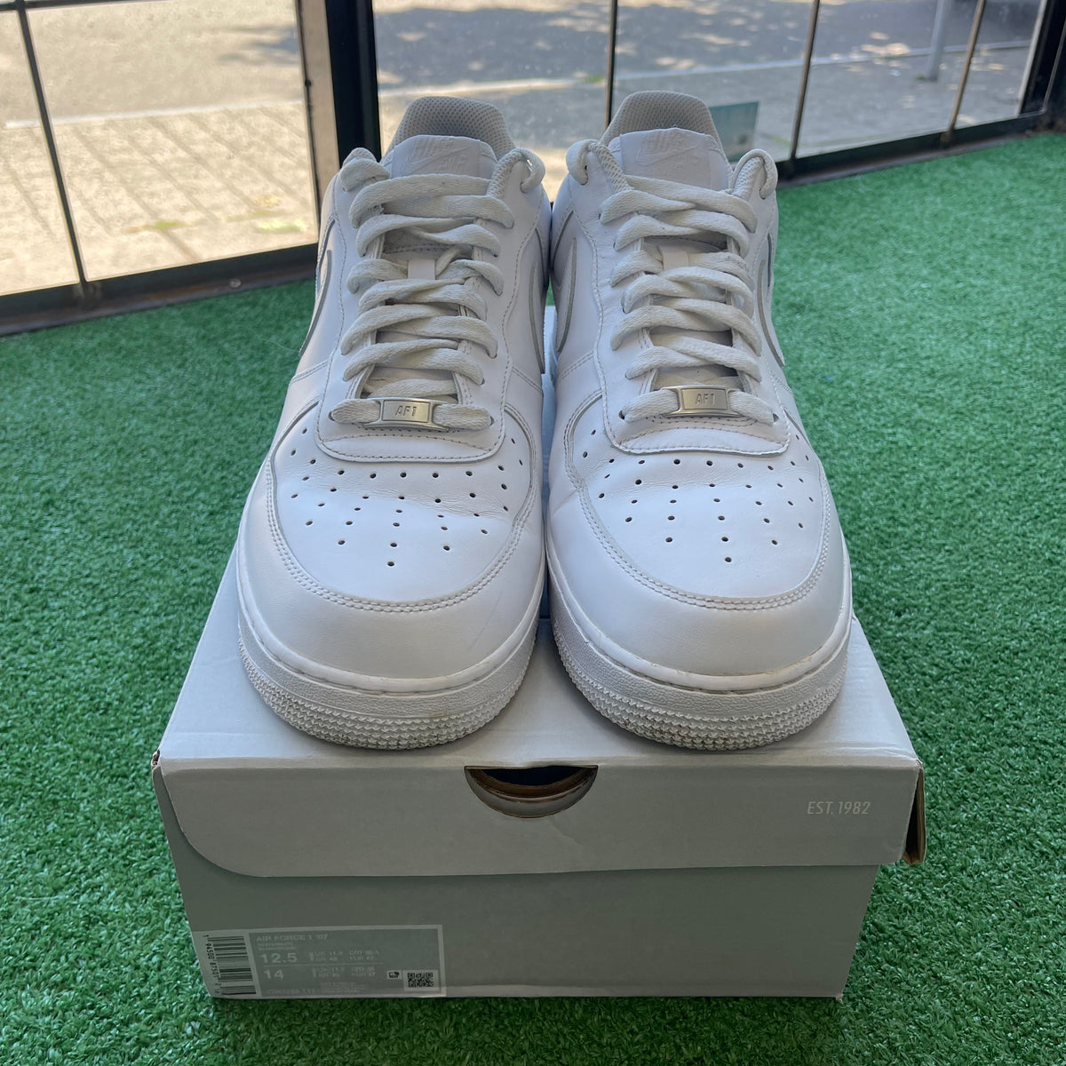 Nike White Air Force 1s Size 12 – My Cuzin Vintage