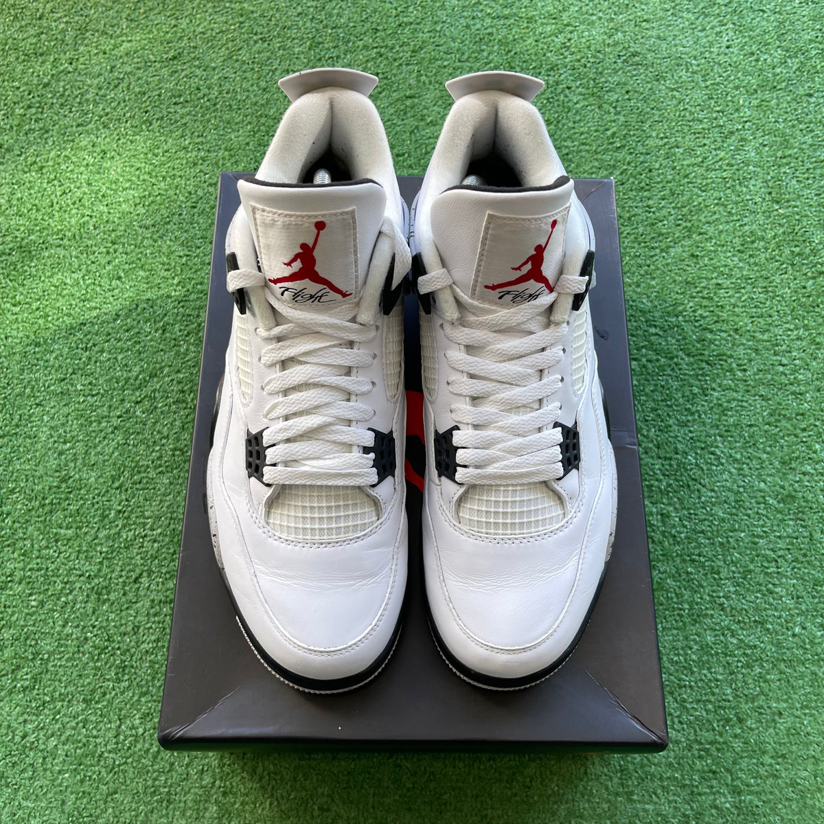 Jordan White Cement 4s Size 10 – My Cuzin Vintage