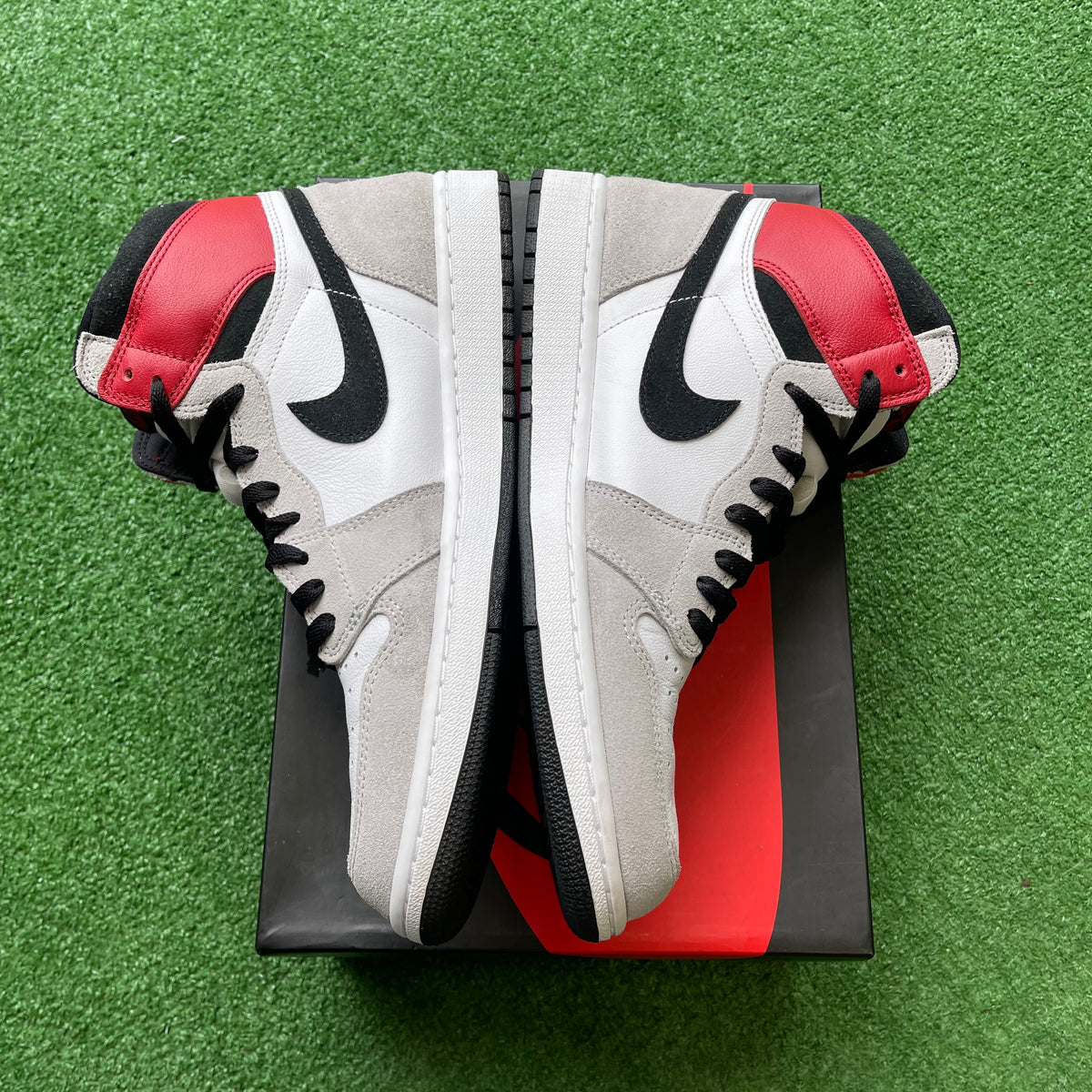 Jordan Light Smoke Grey 1s Size 12 – My Cuzin Vintage